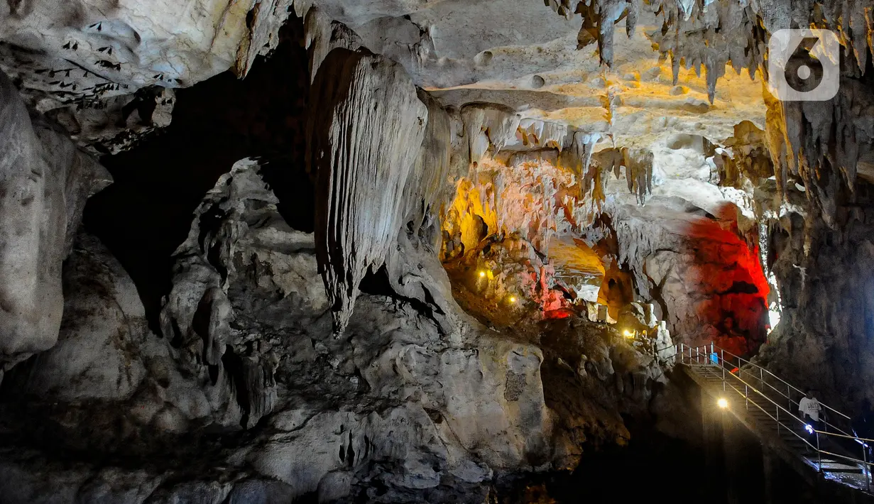 Menyusuri Keindahan Gua Terbesar dan Terpanjang se-Asia Tenggara di ...