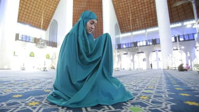 Panduan Lengkap Niat Sholat Ashar Sendiri, Bacaan Arab, Latin dan Tata ...