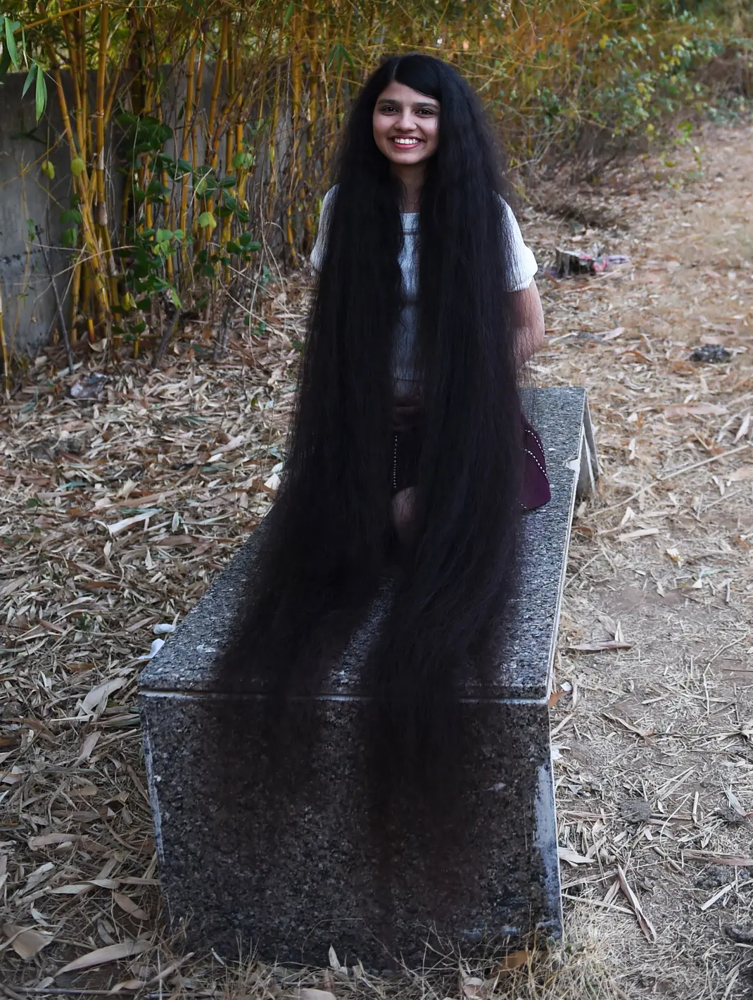 FOTO: Rapunzel Asal India Catat Rekor Dunia Pemilik Rambut Terpanjang ...