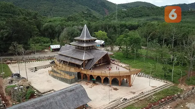Menjelajahi Geopark Meratus: Dari Hutan Hujan, Tambang Intan, hingga ...