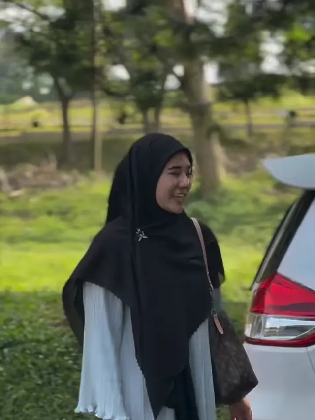 7 Potret Clara Shinta Sudah Beli Kain Kafan dan Pemakaman Mewah, Jadi ...