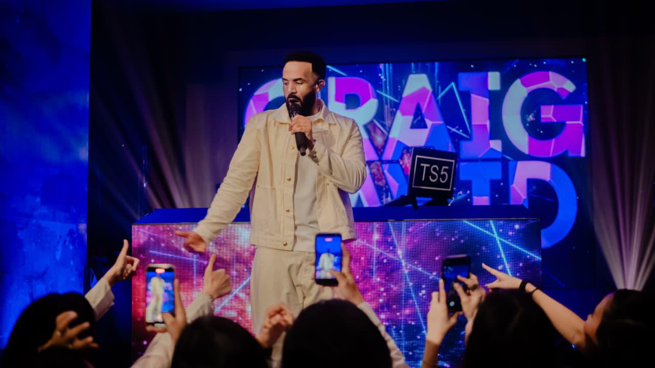 Craig David Gelar Konser Tunggal di Kyro Jakarta, Dihadiri Luna Maya ...