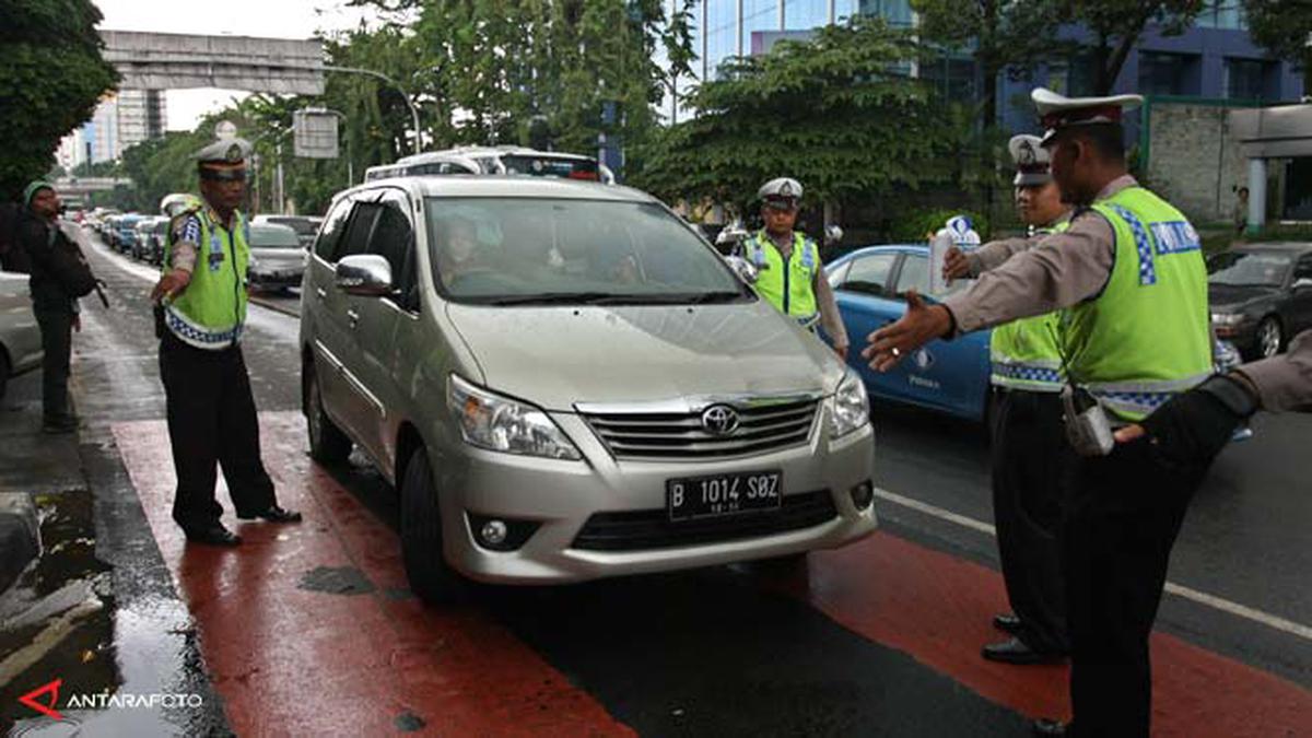 Polda: Sudah Ada Rambu, Polisi Tak Perlu Jaga Busway - News Liputan6.com