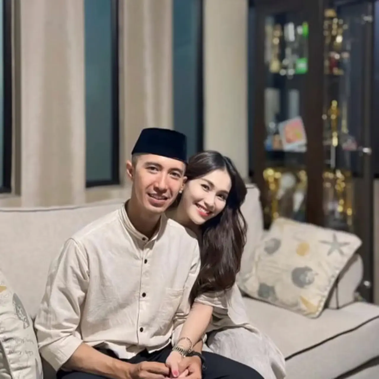 6 Perjalanan Cinta Singkat Ayu Ting Ting dan Muhammad Fardhana, Batal ...
