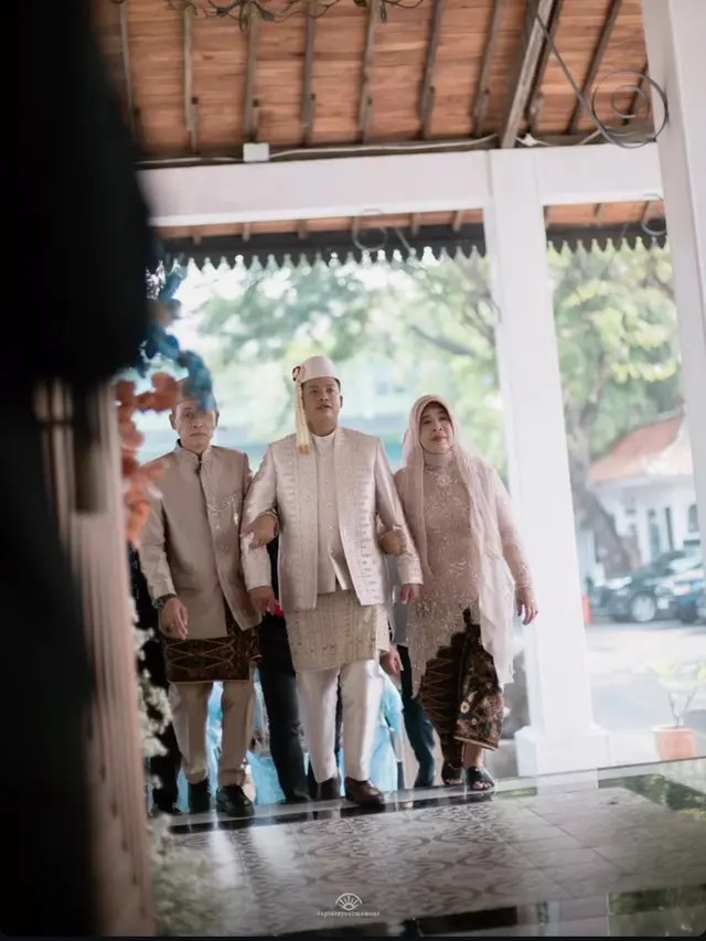 8 Potret Pernikahan Dustin Tiffani dan Ditha Rizky Amalia, Bernuansa ...