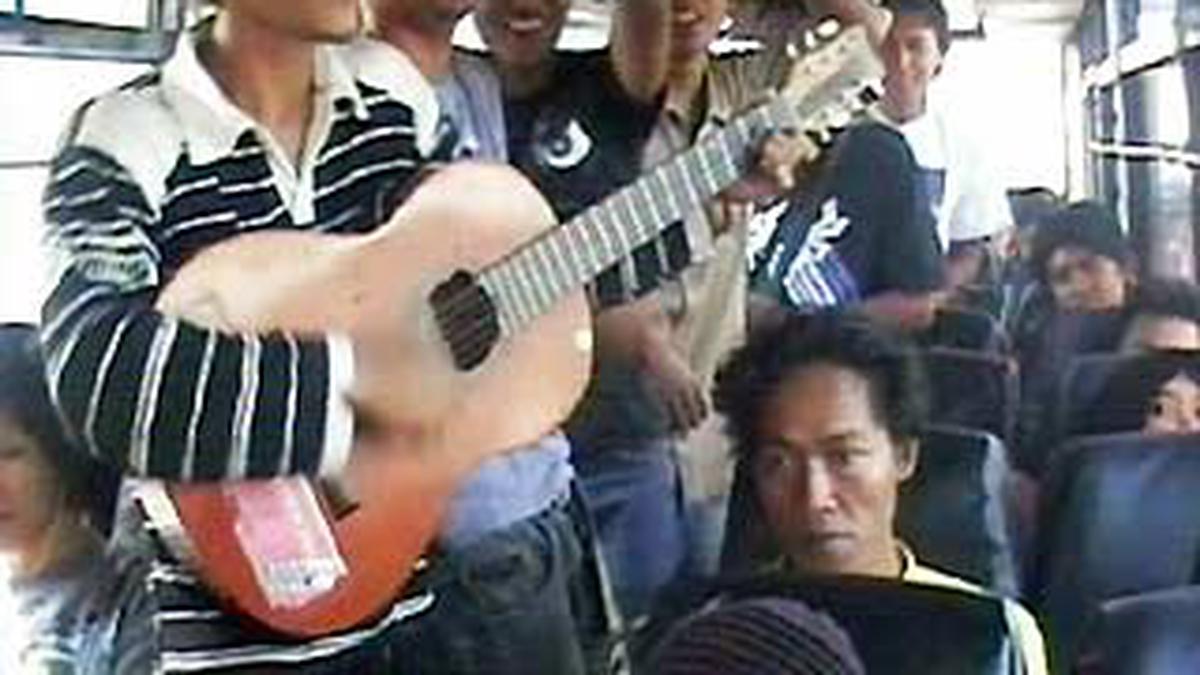 Mbah Surip Sosok Fenomenal - News Liputan6.com