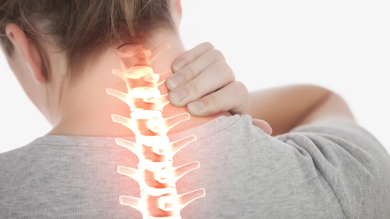 10 Penyebab Saraf Kejepit yang Perlu Diwaspadai, Kenali Gejala dan ...