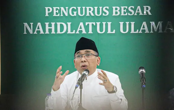 Sosok Inspiratif, Dea Valencia Pengusaha Muda Pemilik Batik Kultur ...