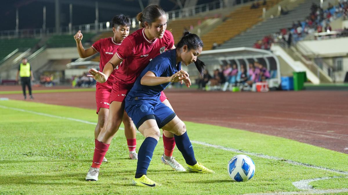 Hasil Final Piala AFF 2024 Putri: Lumat Kamboja, Timnas Indonesia Berhasil Raih Trofi Perdana ...