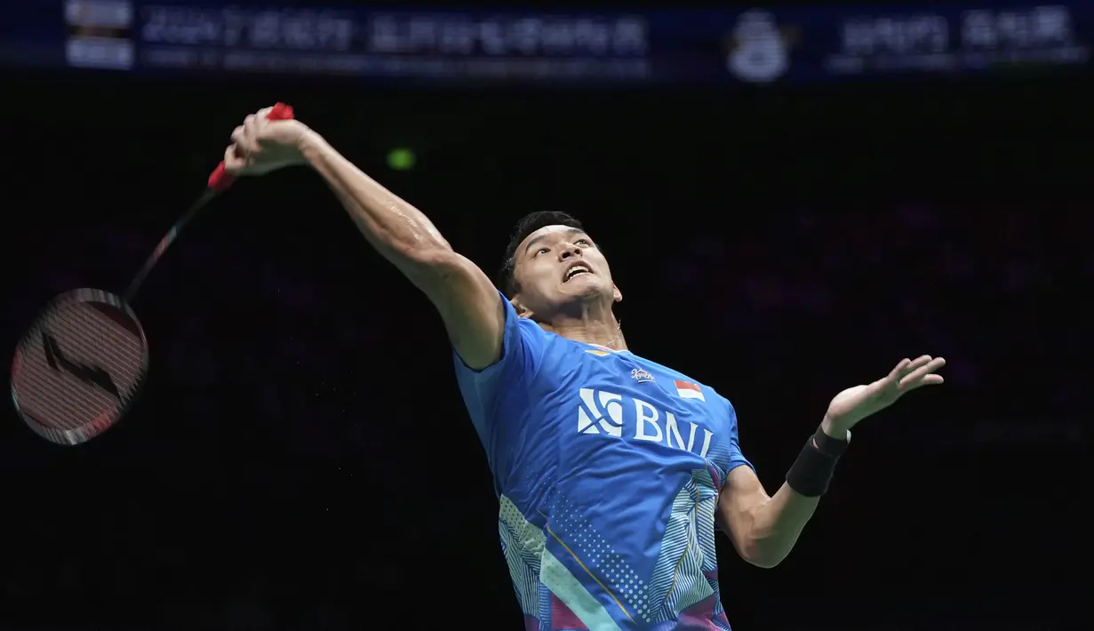 Foto: Taklukkan Li Shi Feng di Final Badminton Asia Championship 2024 ...