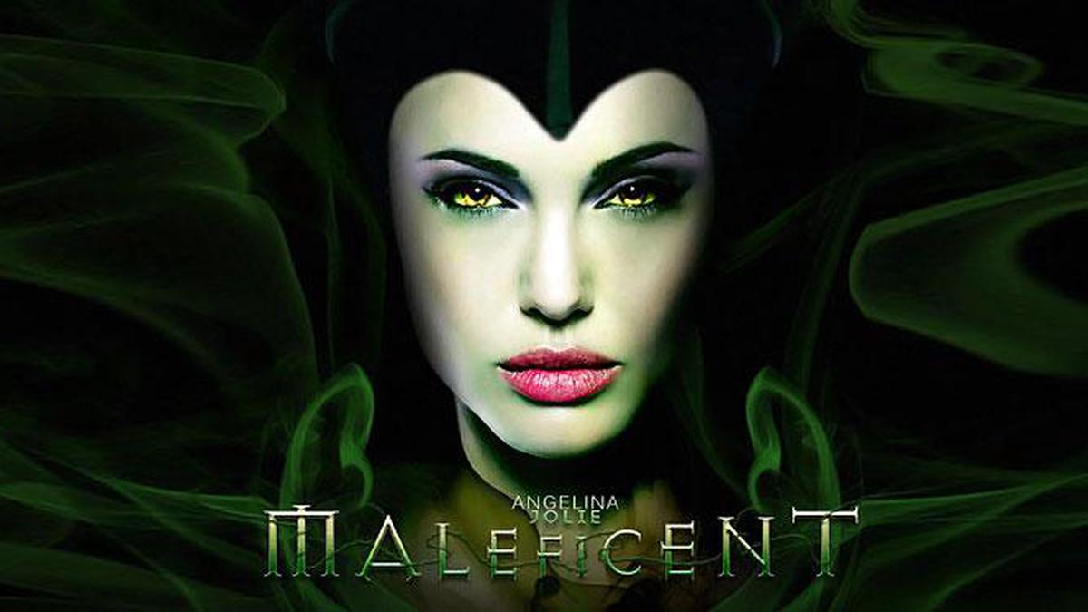 Angelina Jolie Kagumi Naskah Maleficent