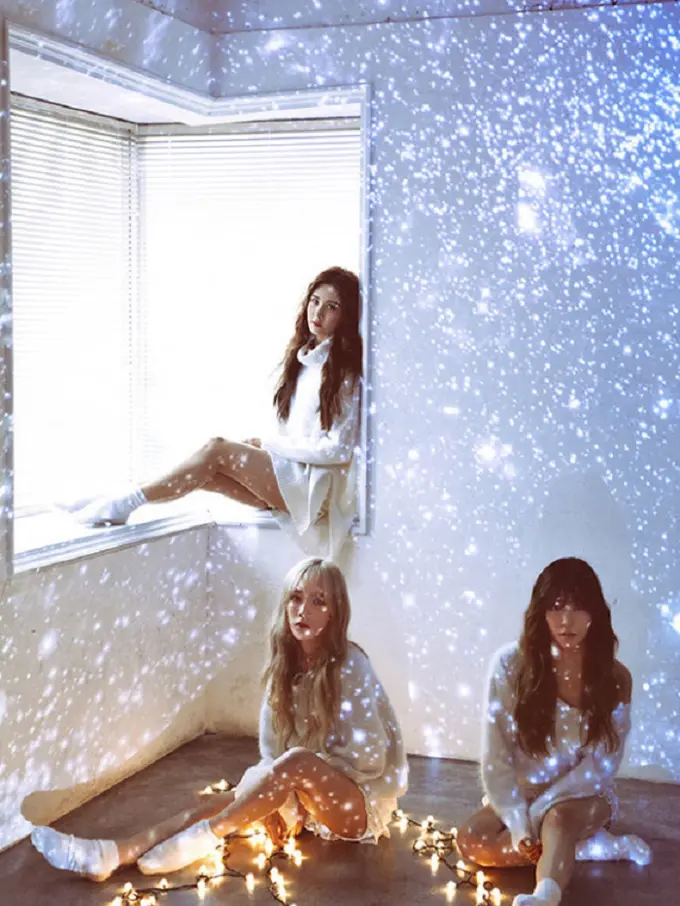 Lirik Lagu TaeTiSeo 'Dear Santa' - Entertainment Fimela.com