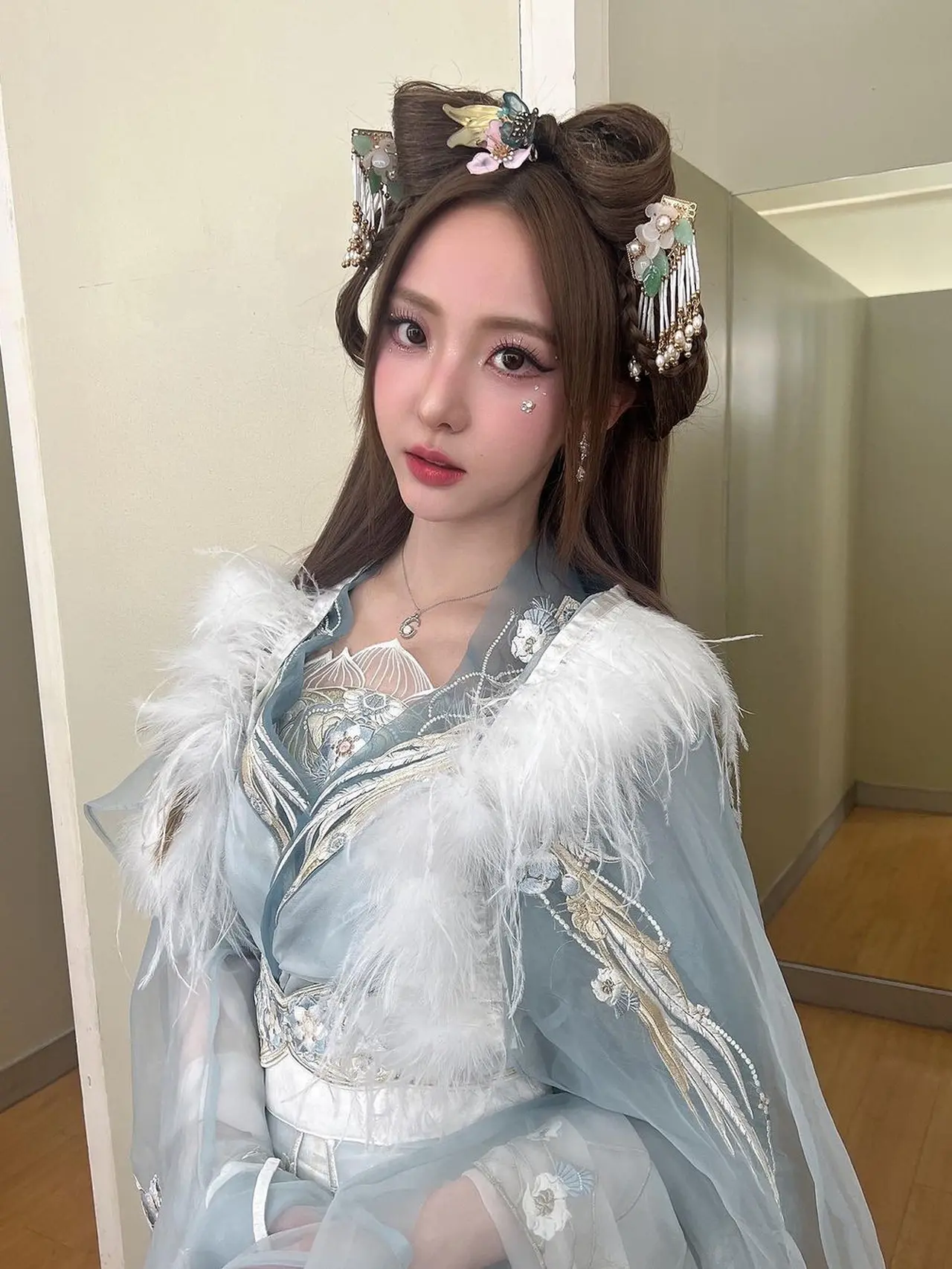 Dikabarkan Jadi Kekasih Bright Vachirawit, Melirik Pesona Cantik Nene ...