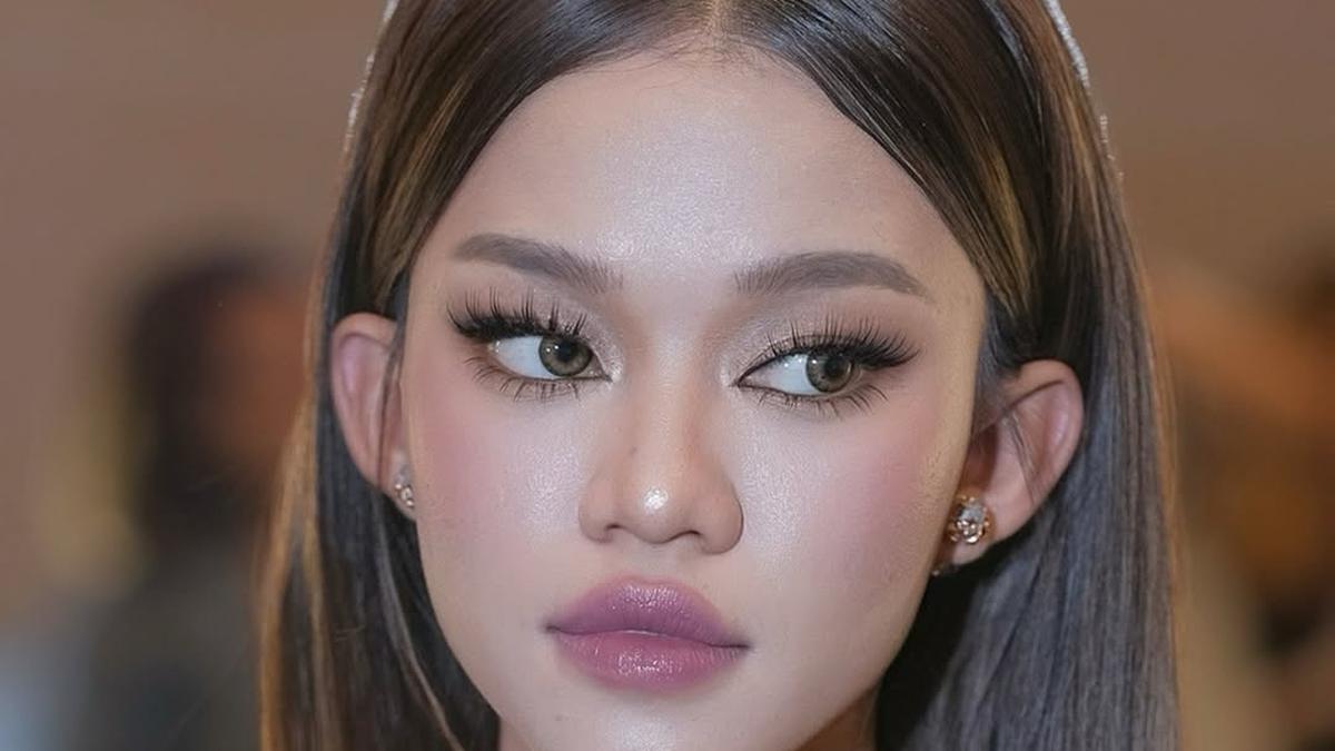 Potret Ummi Quary dengan Gaya Foxy dan Fuller Lips, Bikin Pangling di Premiere Film Pamali