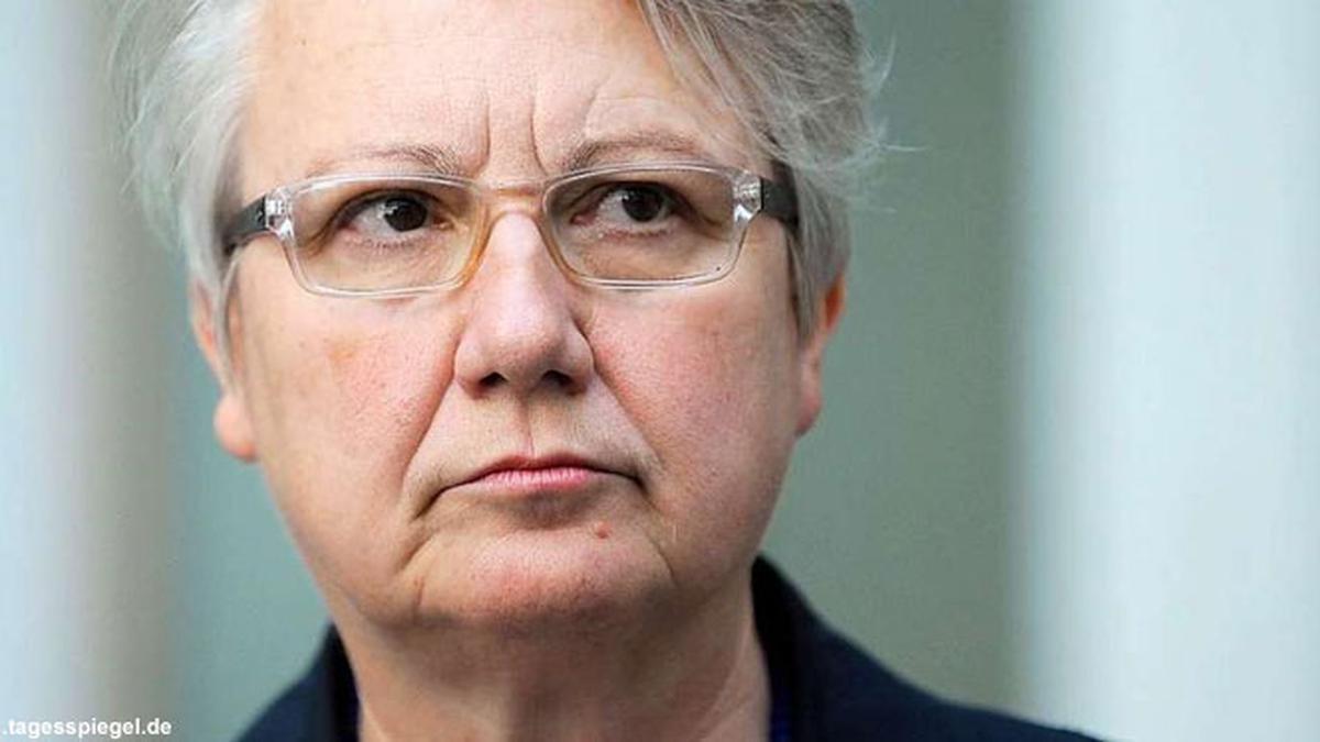 Plagiat, Gelar Doktor Menteri Pendidikan Jerman Dicopot