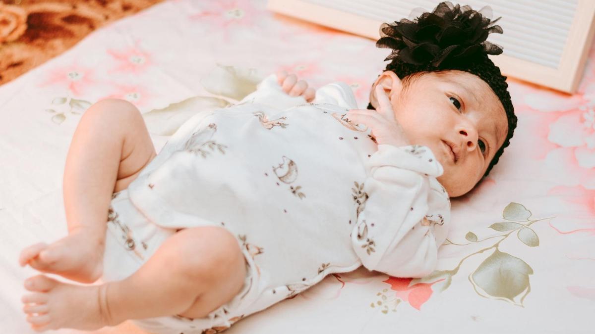 70 Rangkaian Nama Bayi Perempuan Islami yang Cantik Awalan A ...