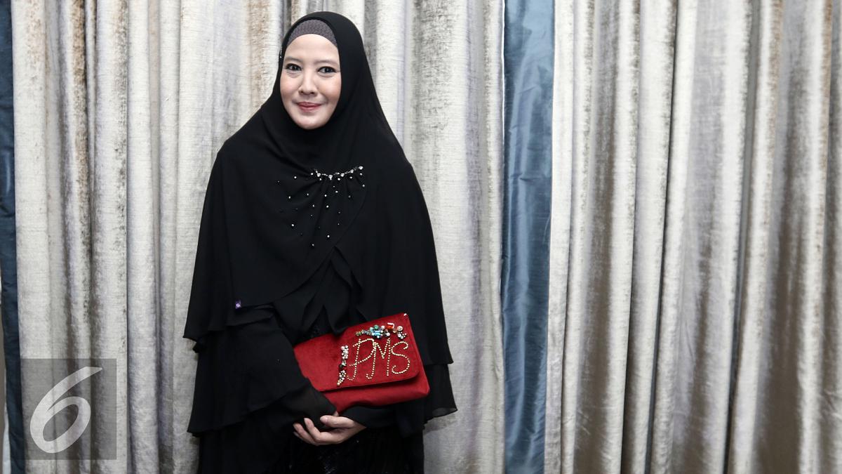 Peggy Melati Sukma Rangkum Dakwah Lewat Tiga Buku