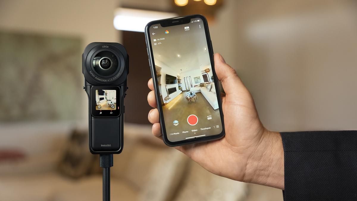 Melirik Dua Kamera 360 Terbaik yang Patut Dimiliki - Lifestyle Fimela.com