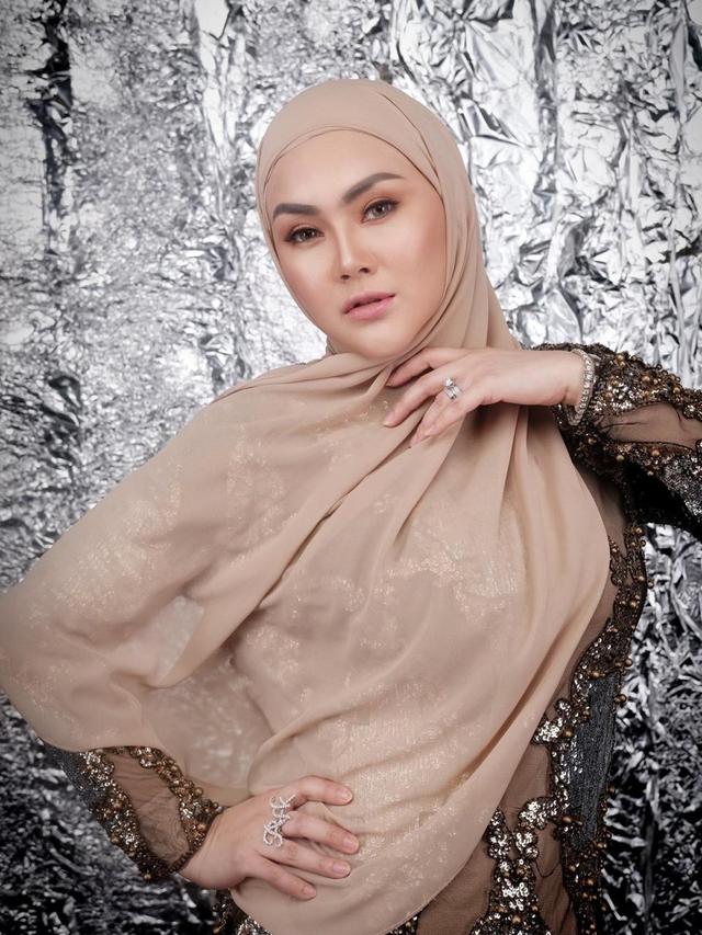 Pimpin Perusahaan, Ade Fitrie Kirana Pakai Aturan Hati Nurani - ShowBiz ...