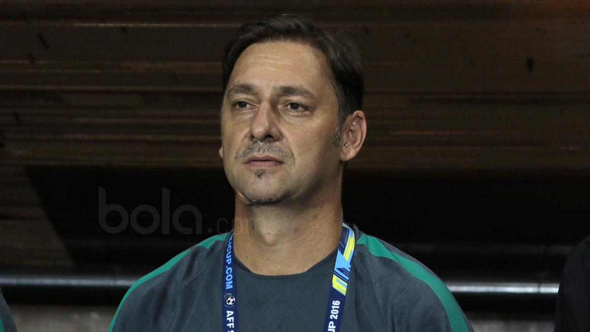 Cerita Wolfgang Pikal saat Jadi Asisten Alfred Riedl di Timnas ...