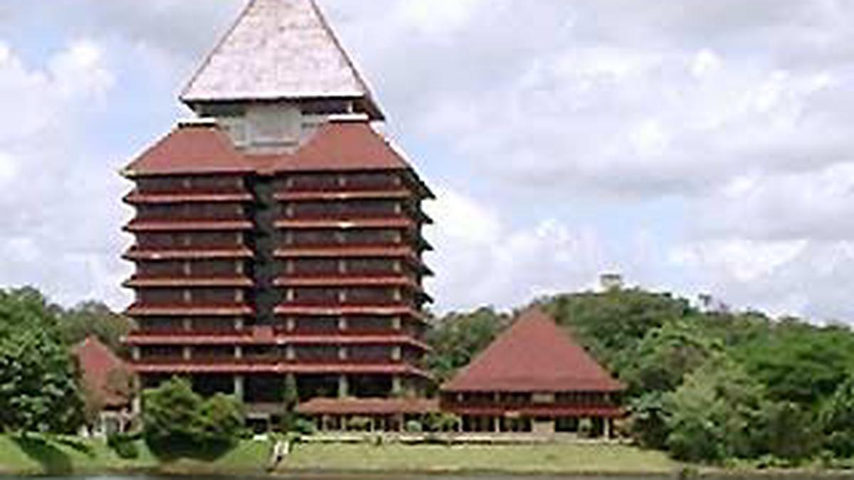 Gedung Rektorat UI Pun Retak - News Liputan6.com