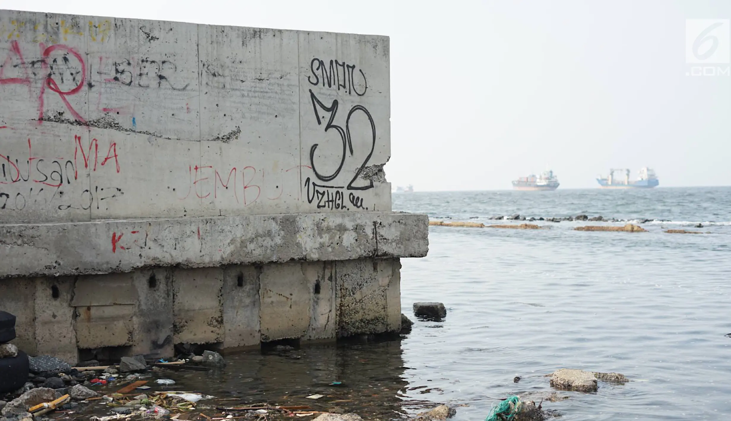 FOTO: Bertahun-tahun Terendam Banjir Rob, Daratan Ini Menyatu dengan ...