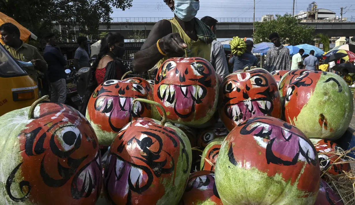 FOTO: Penampakan Labu Setan Selama Festival Durga Puja di India - Foto ...