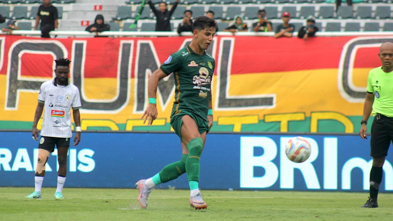 Teken Kontrak Baru Berdurasi 2 Tahun, Bruno Moreira Loyal Bersama ...