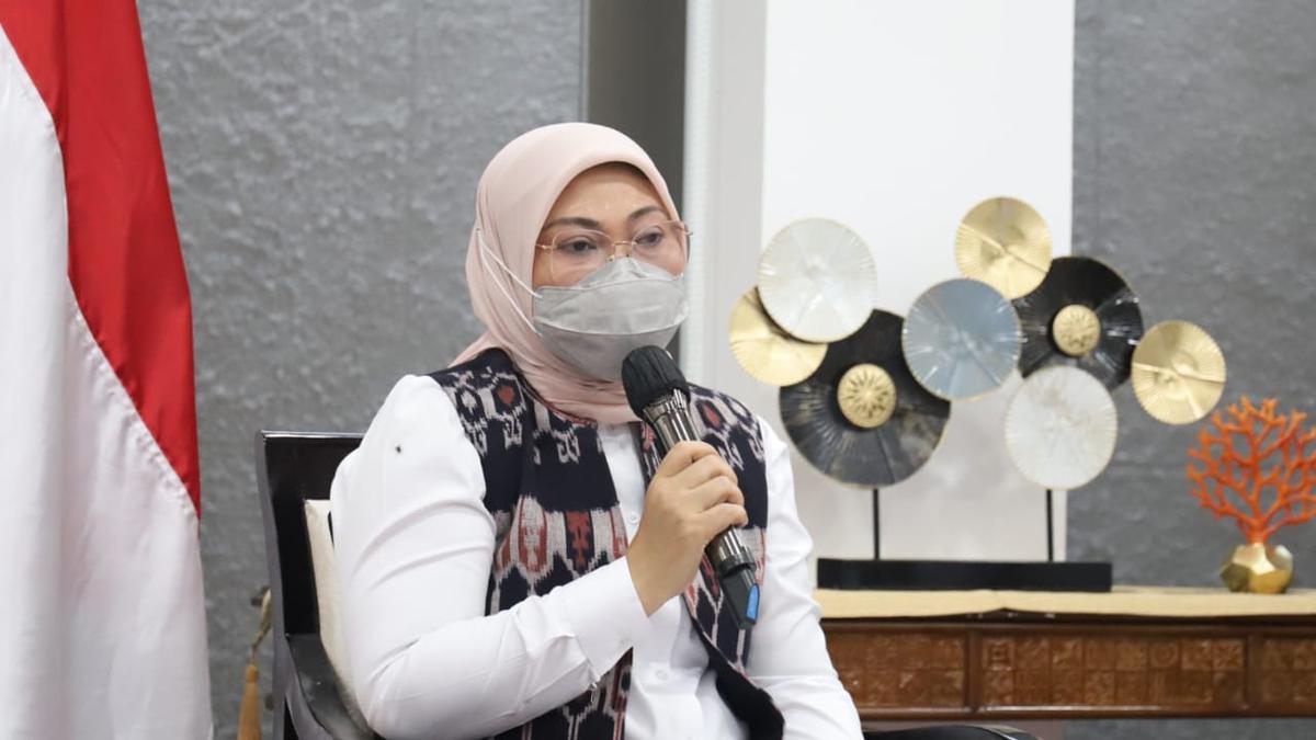 Menaker Ida Terbitkan Surat Edaran THR Keagamaan 2021, THR Wajib Dibayar Penuh - News Liputan6.com