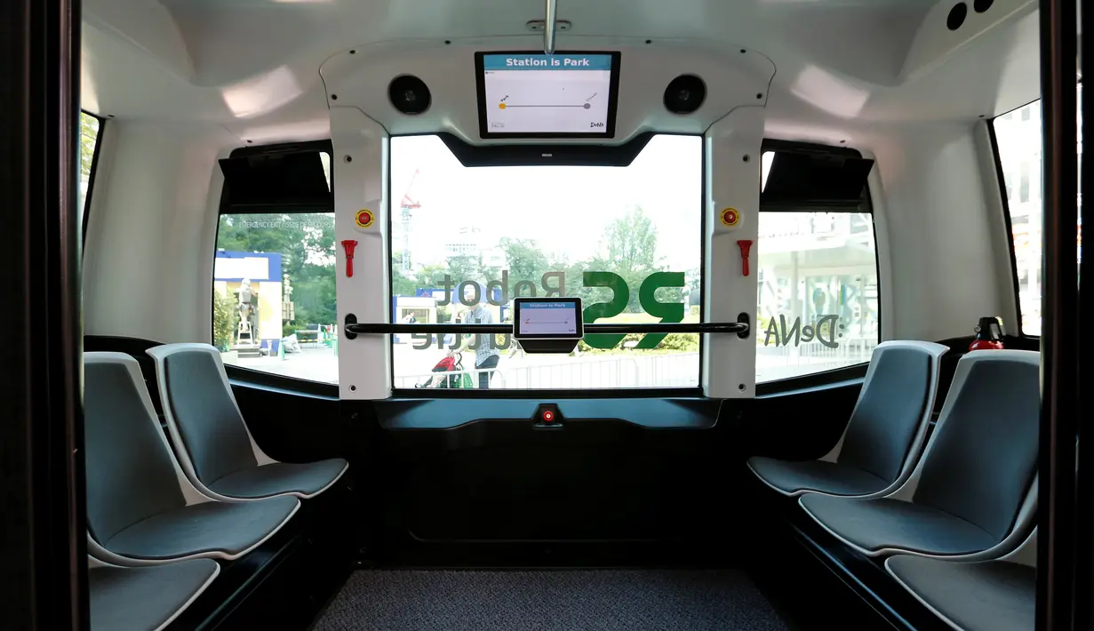 Canggih, Bus Ini Beroperasi Tanpa Supir - Foto Liputan6.com