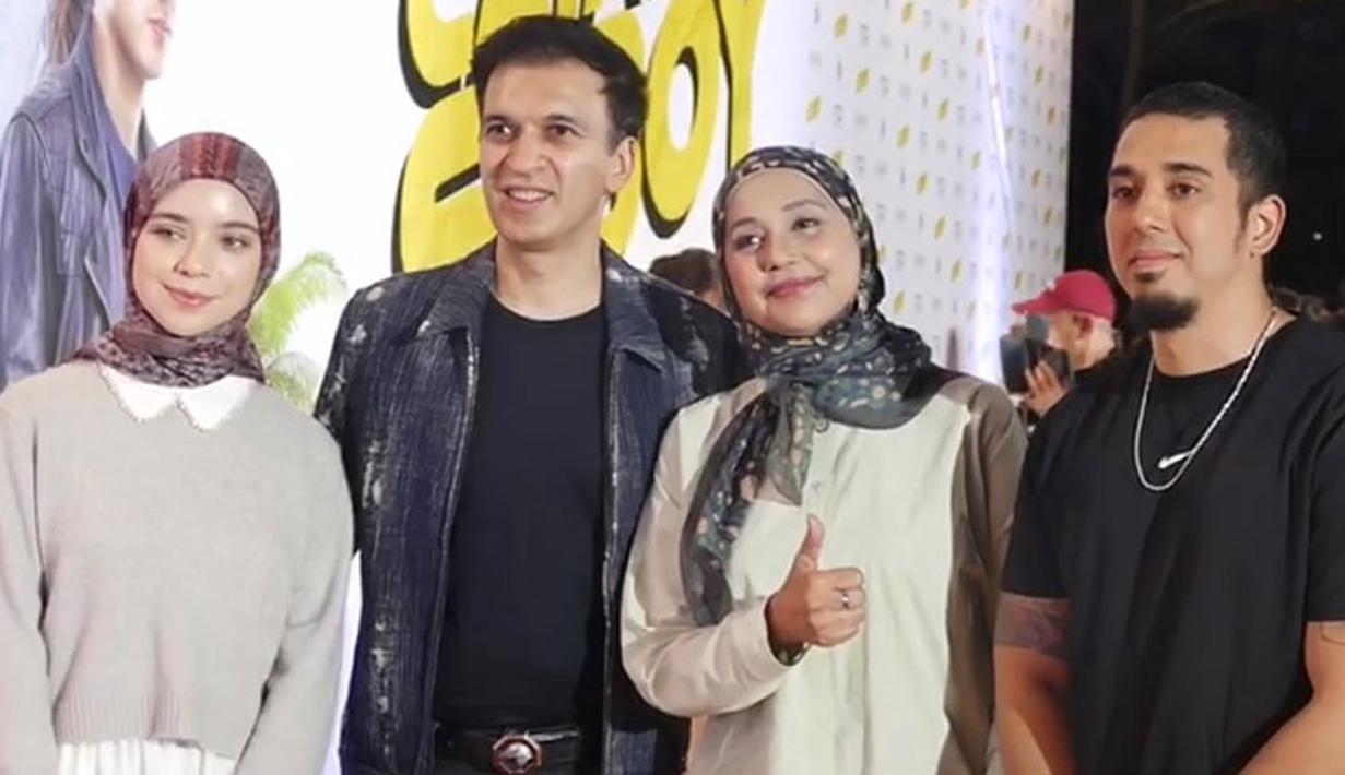 Potret Ayu Azhari di Gala Premiere Catatan Si Boy, Kenang Perannya ...