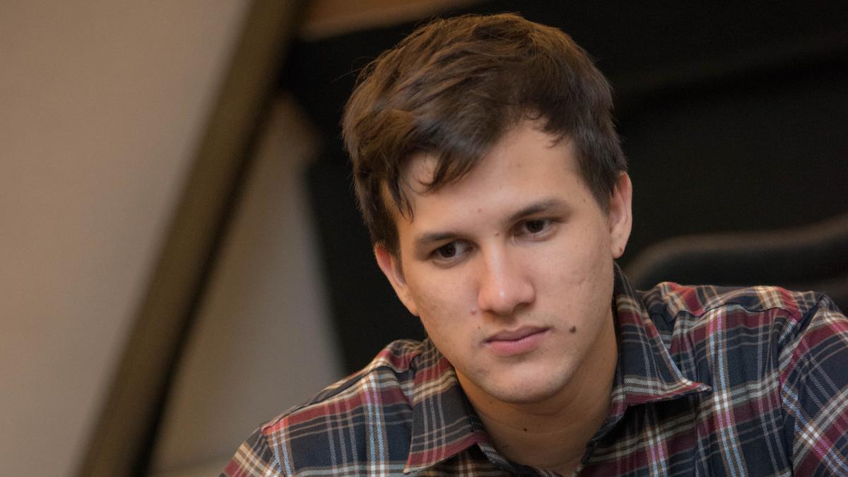 Stuart Collin Memilih Cooling Down - Entertainment Fimela.com