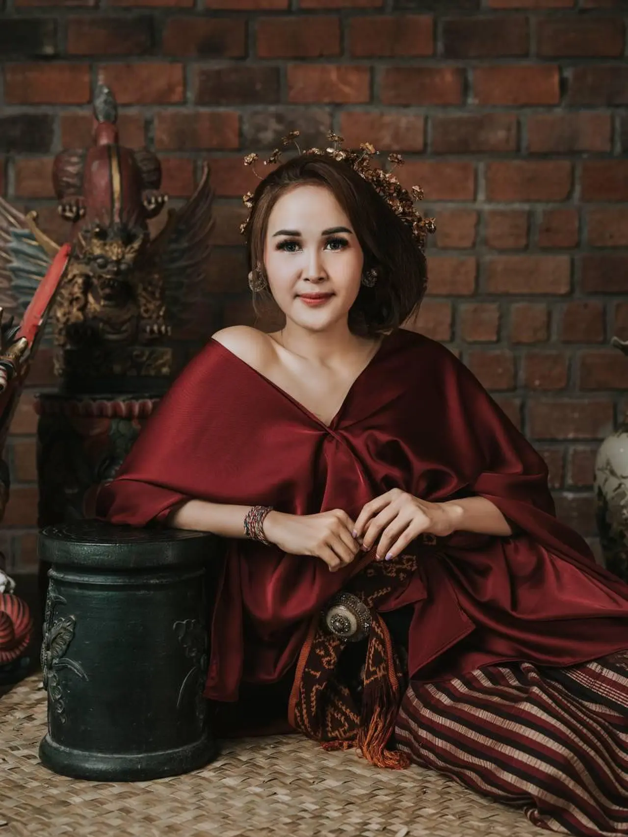 Arik Cahya Dewi, MUA Hits Bali yang Populer di Kalangan Selebriti - ShowBiz Liputan6.com