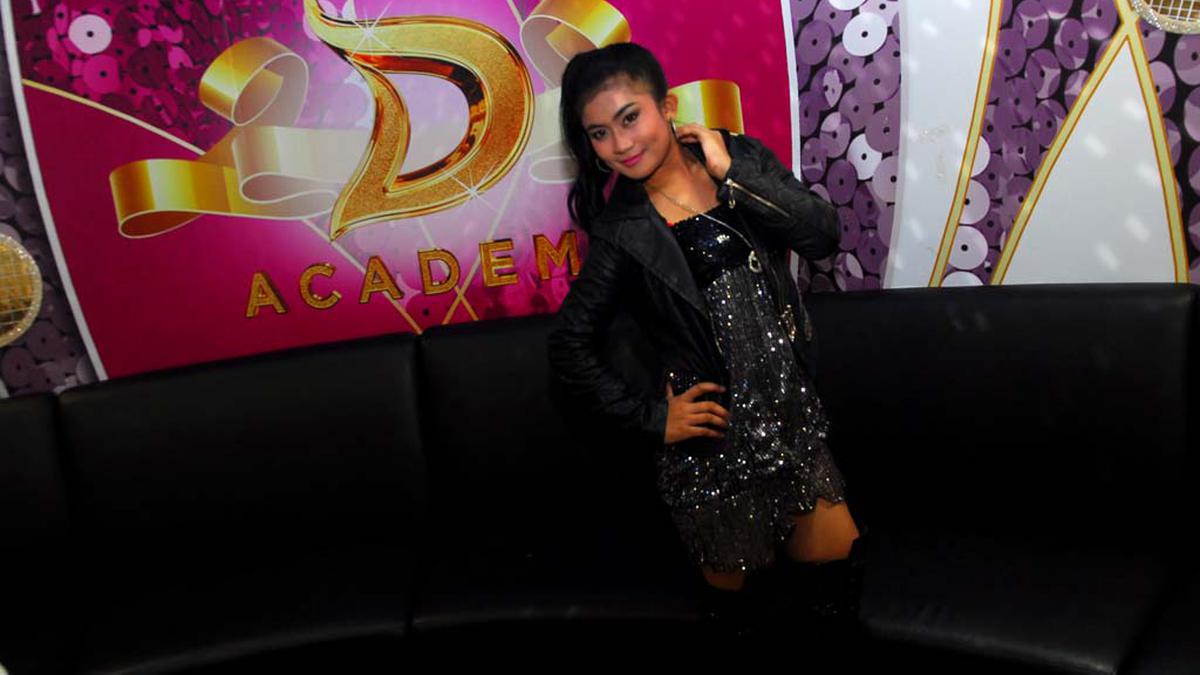 Dona D'Academy Ditipu Puluhan Juta - ShowBiz Liputan6.com