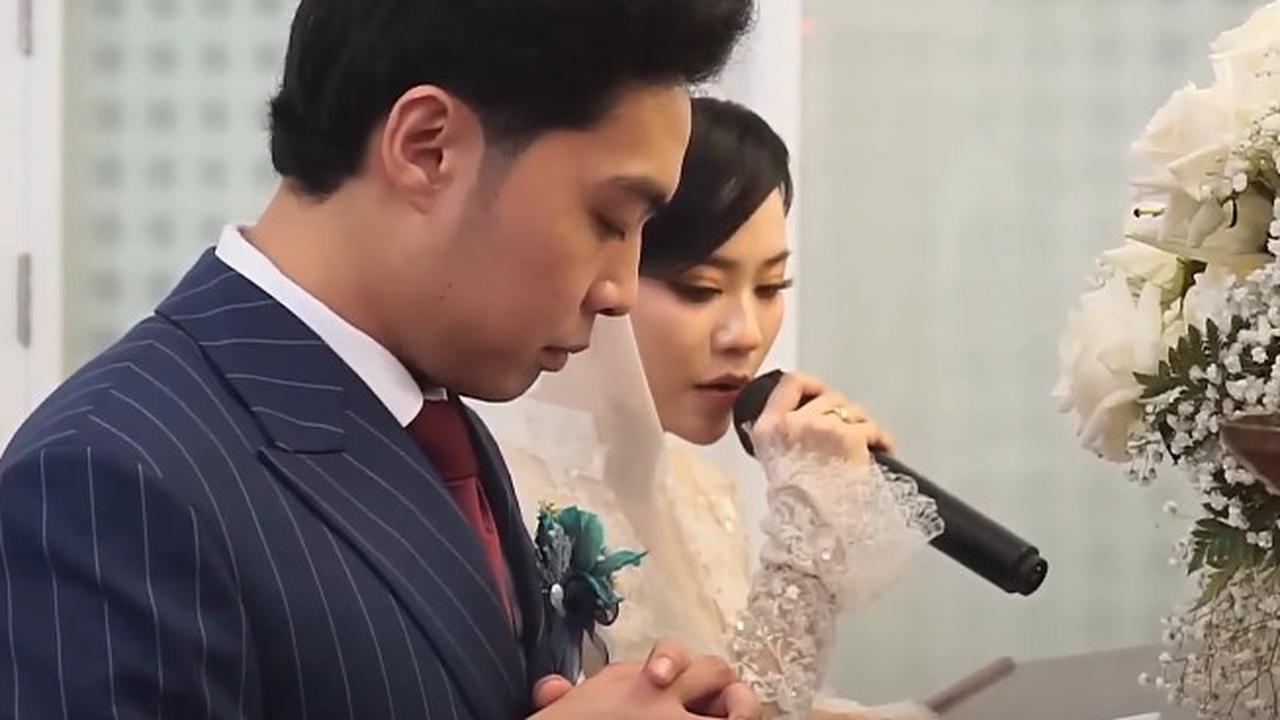 8 Momen Pemberkatan Pernikahan Jessica Jane dan Erwin Phang, Digelar ...