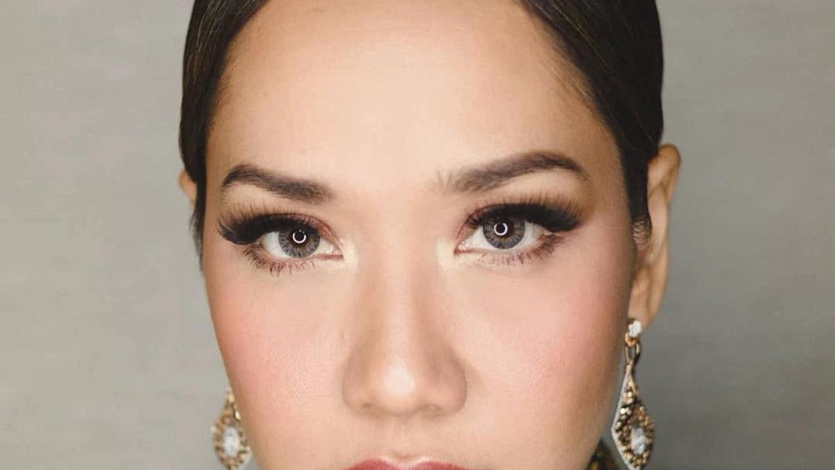 Bunga Citra Lestari anggun mempesona dalam balutan kebaya