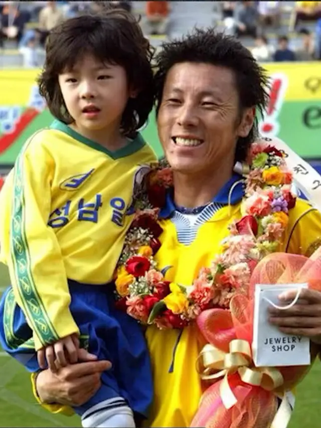 6 Potret Shin Tae-yong Bareng Anaknya, Shin Jae-won Kecewa dengan ...