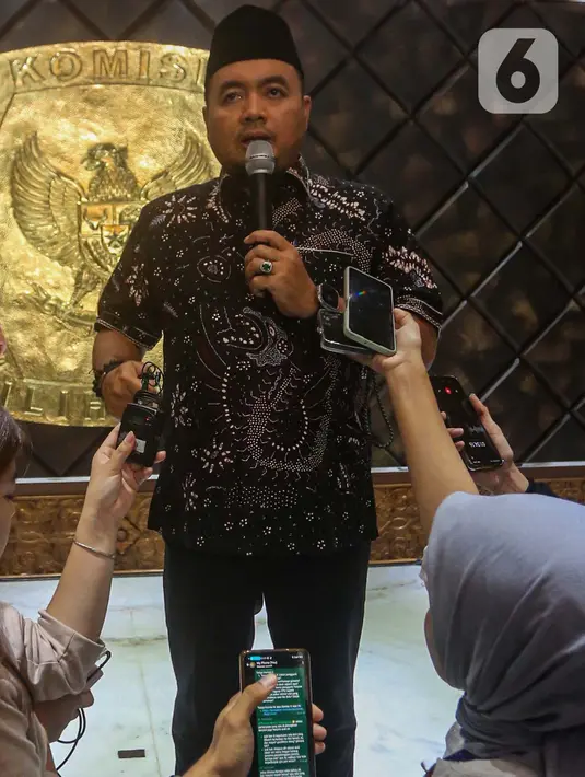Gantikan Hasyim Asy'ari, KPU Resmi Tunjuk Mochammad Afifuddin Jadi Plt ...