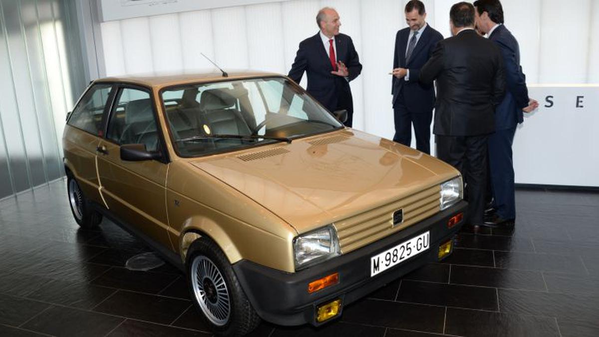 Kisah Raja Spanyol dan Mobil Usang Kado Ultah - Otomotif Liputan6.com