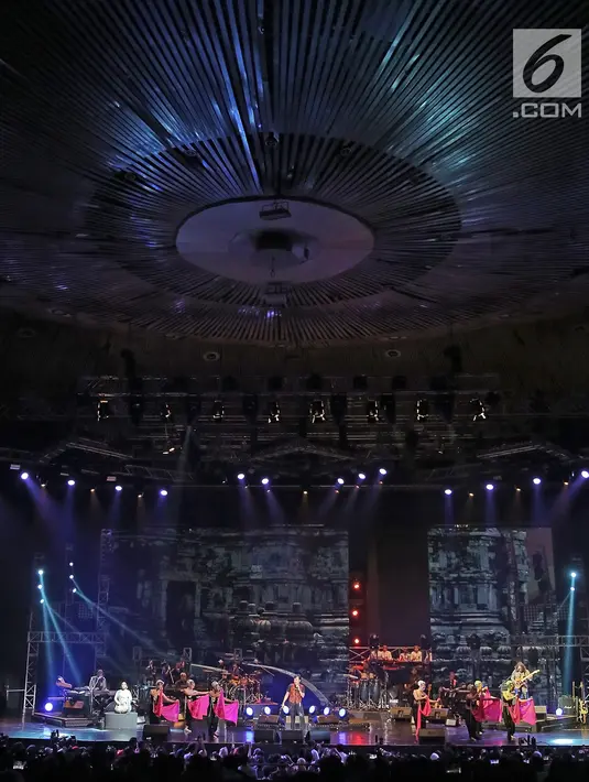 FOTO: Syahdunya Konser 30 Tahun Karier Musik KLa Project - Foto ...