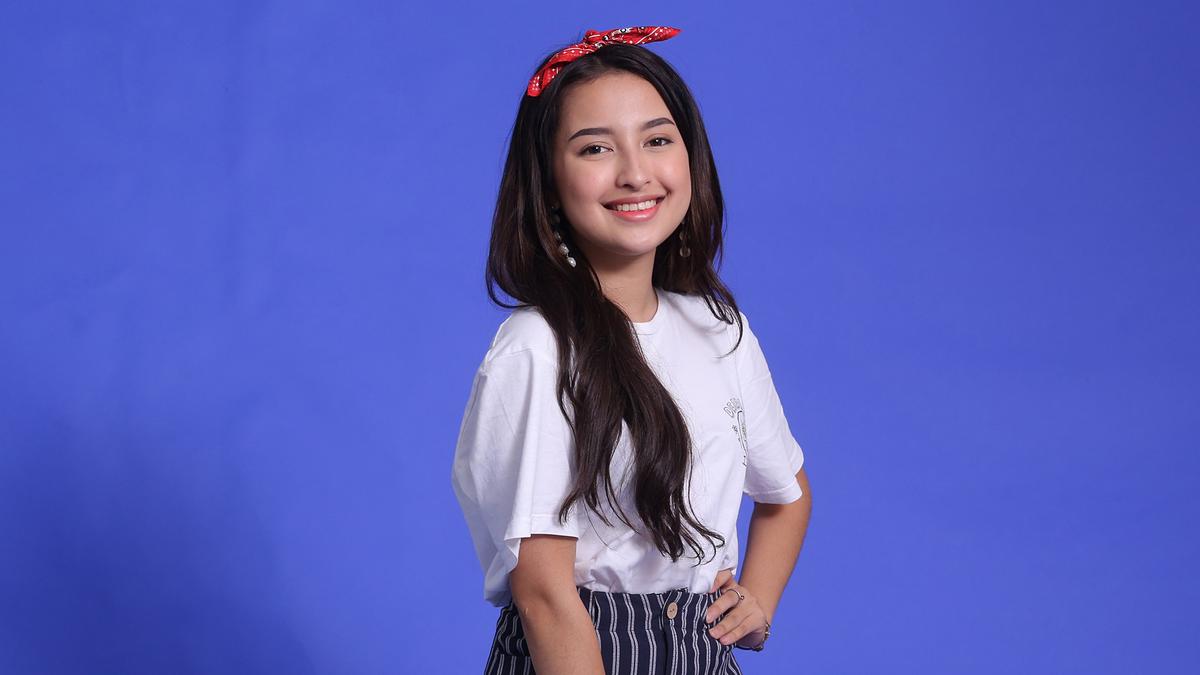 Jennifer Coppen Menangis Lihat Trailer Melankolia, Kenapa? - ShowBiz ...