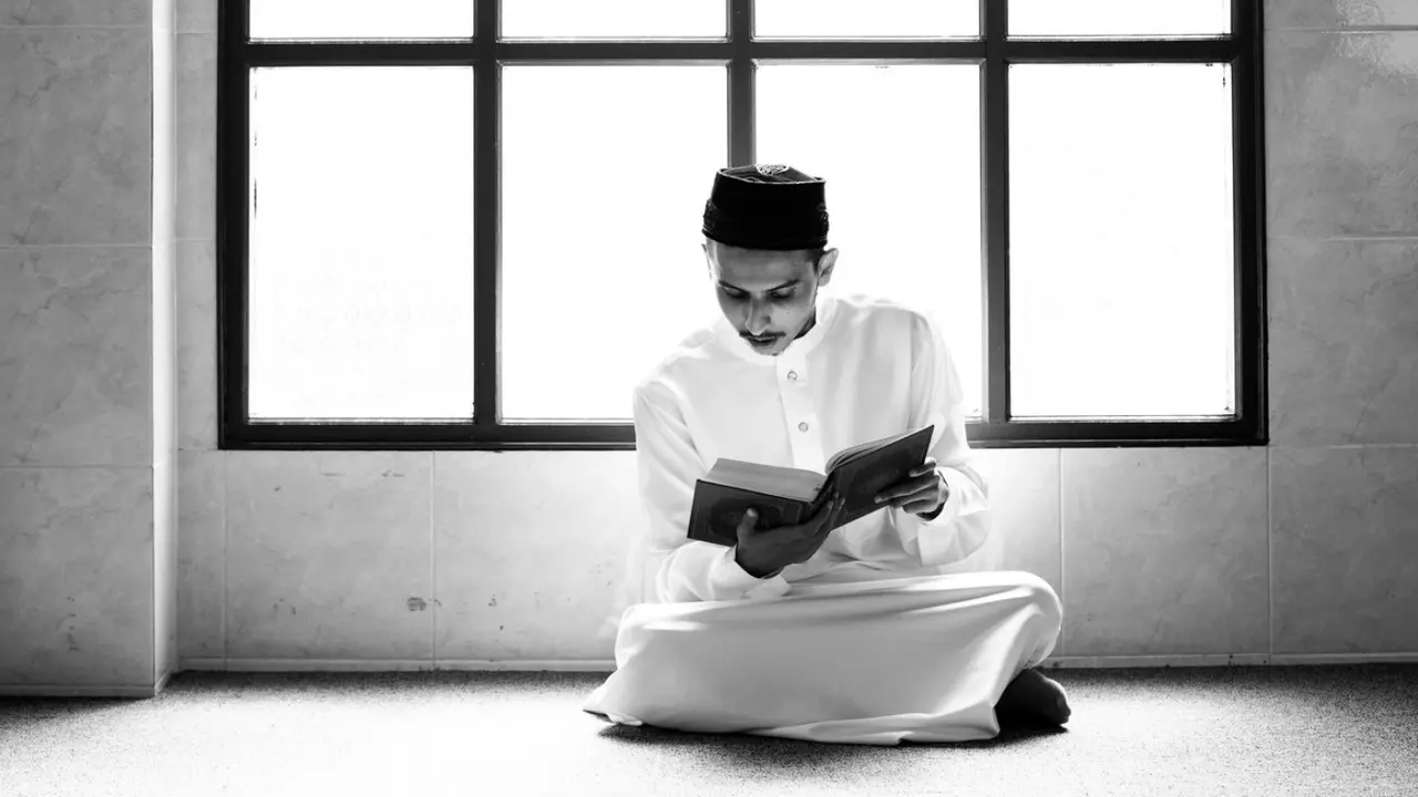 La Ilaha Illa Anta Subhanaka Inni Kuntu Minadzolimin, Tulisan Arab ...