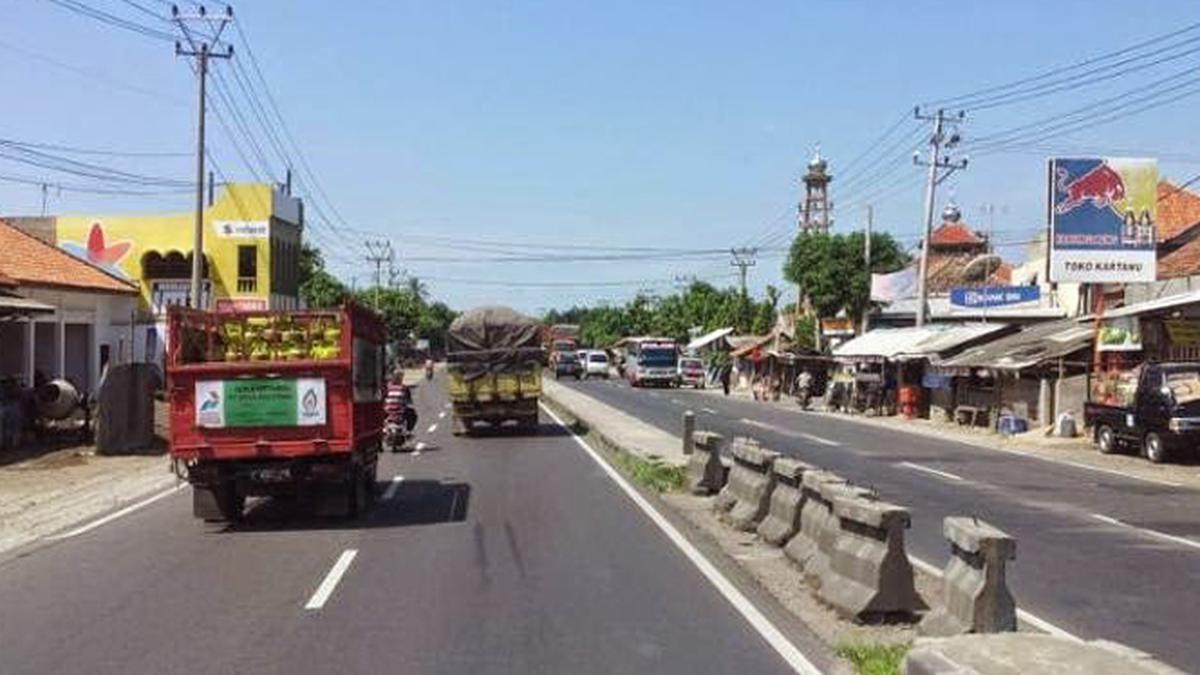 7 Jalan Raya Paling Misterius di Indonesia