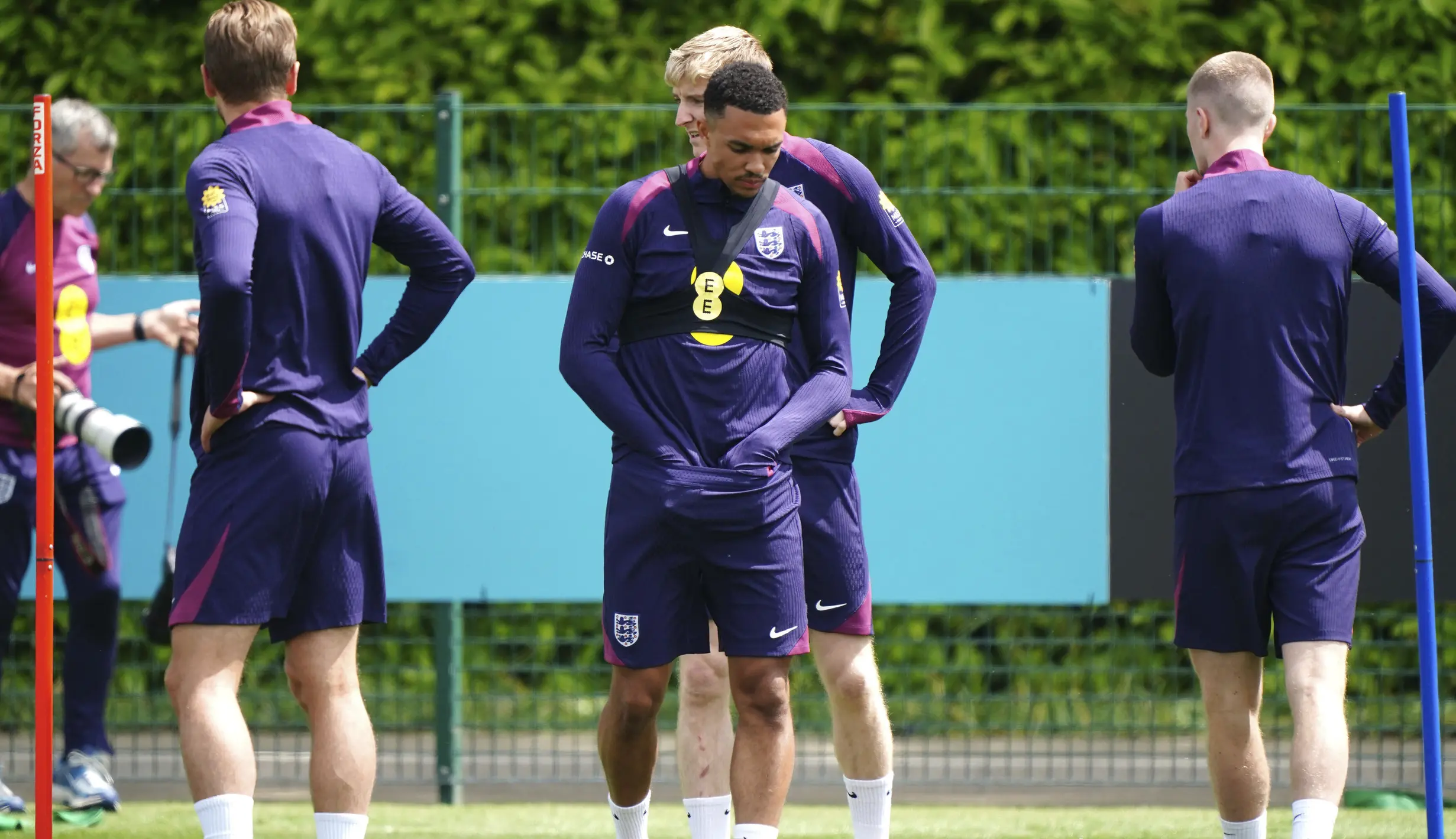 Harry Kane Pimpin Latihan Timnas Inggris Jelang Piala Eropa 2024 - Foto ...