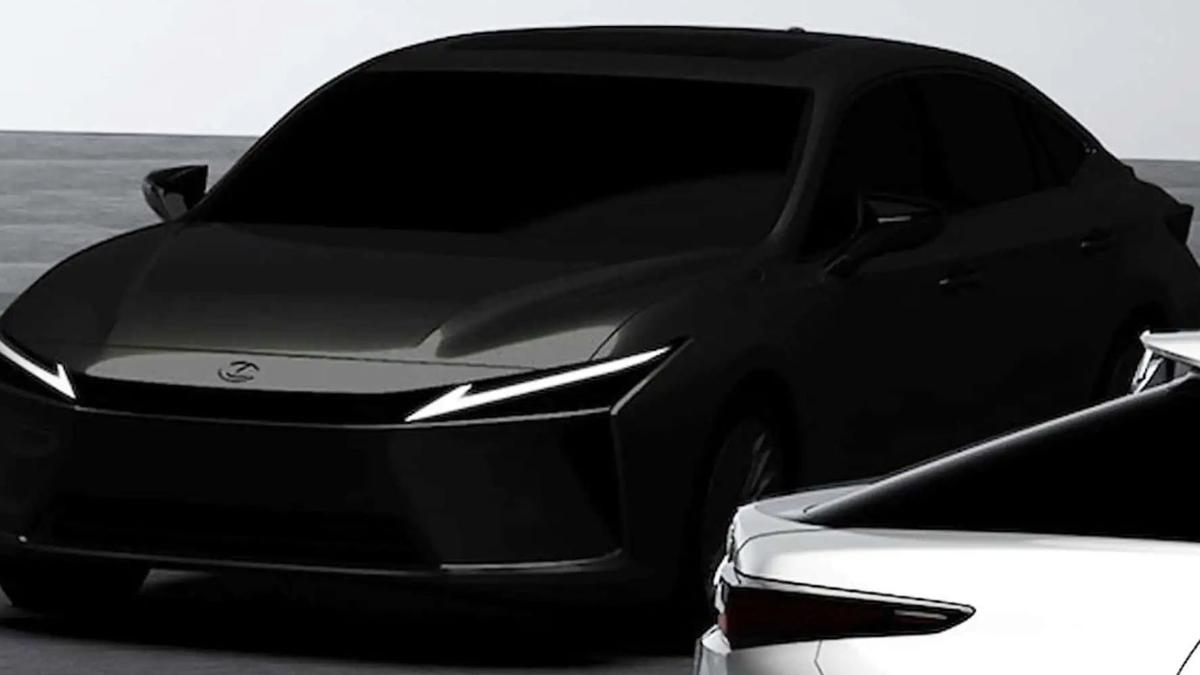 Lexus Bersiap Hadirkan Sedan ES Listrik, Toyota Camry EV Menyusul
