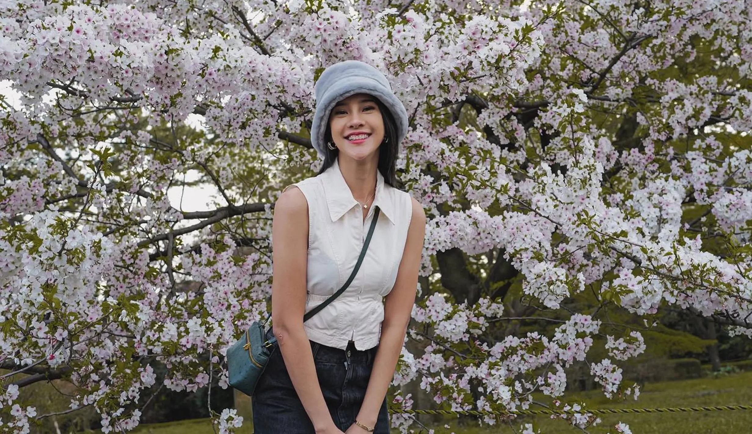 Potret Anya Geraldine Liburan ke Jepang, Seru Lihat Bunga Sakura Bermekaran - Foto Liputan6.com