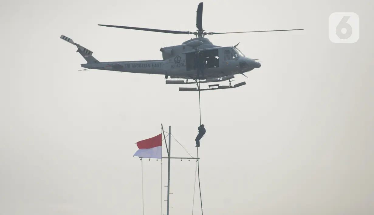 FOTO: Menko Polhukam Mahfud MD Kunjungi Korps Marinir - Foto Liputan6.com