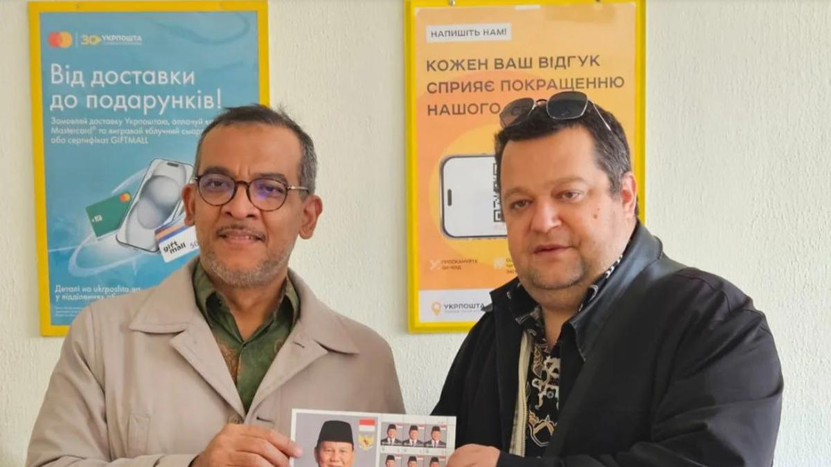 Kantor Pos Ukraina Luncurkan Prangko Edisi Spesial Foto Prabowo ...