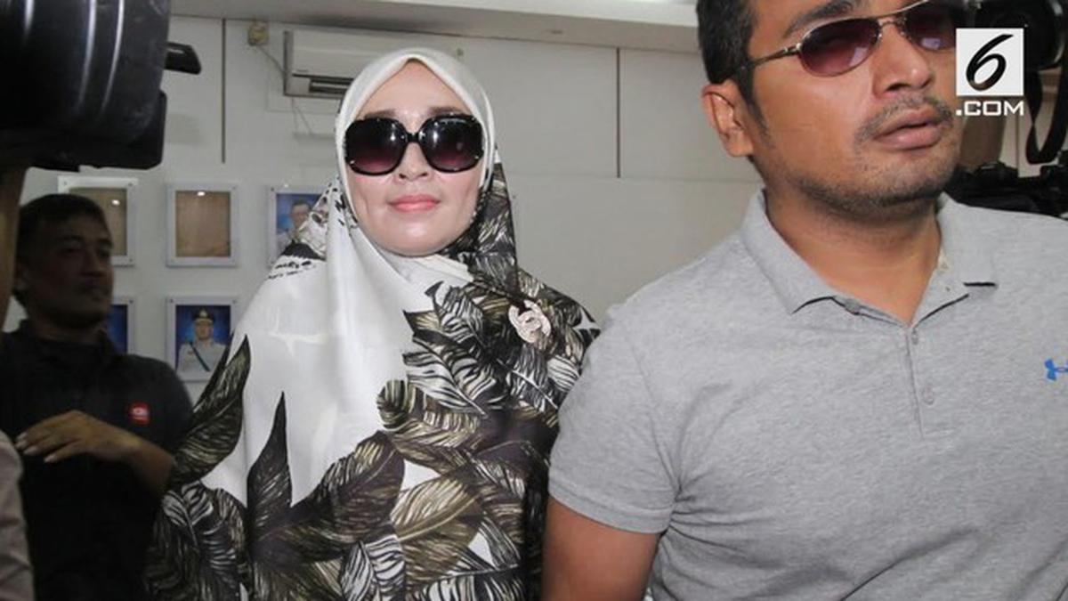 Firza Husein Jadi Tersangka Kasus Pornografi - News Liputan6.com