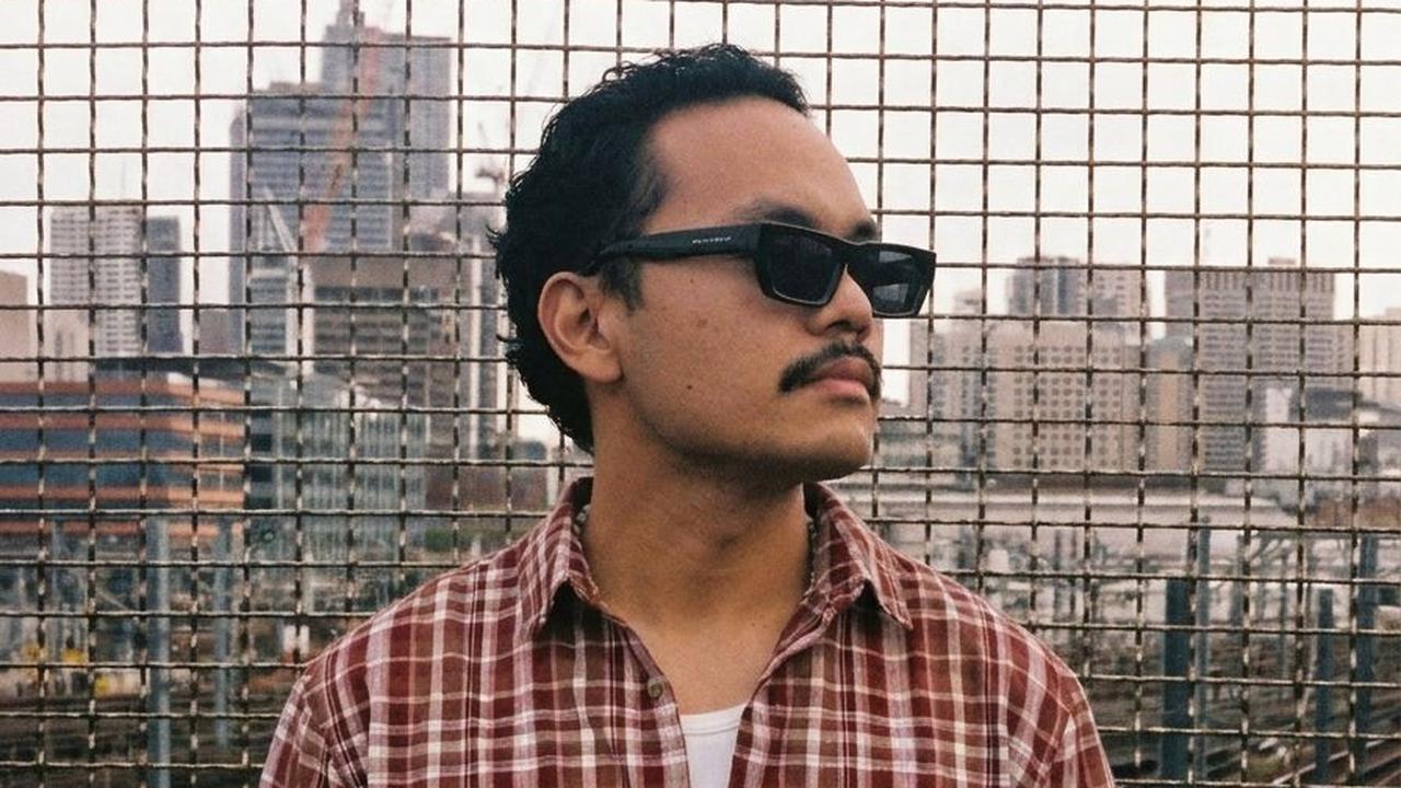 Lirik Lagu If I Had to Write a Song About You dari Rajasinaga, Tentang ...